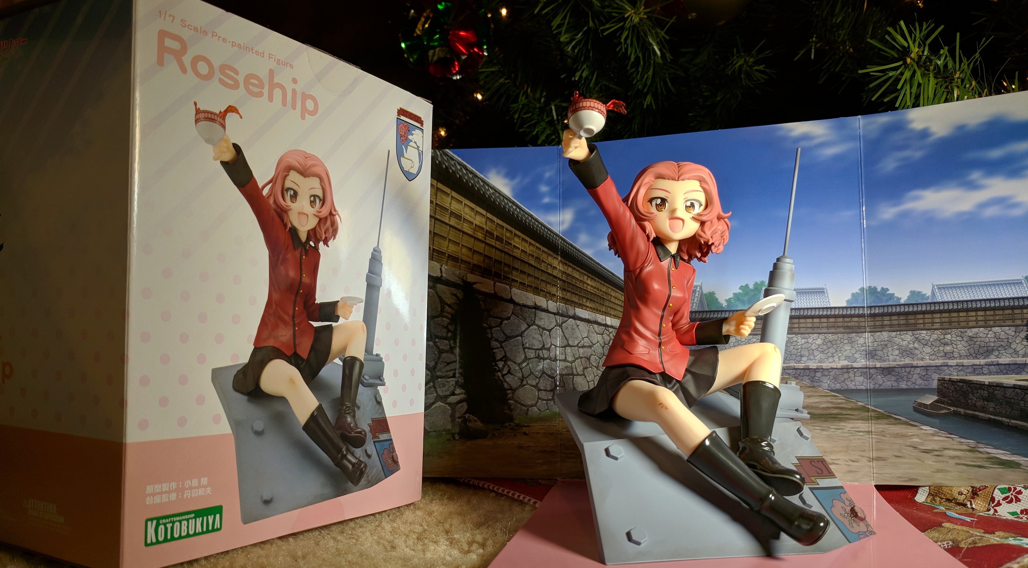 Kotobukiya 1/7 Rosehip under a Christmas tree. [Girls und Panzer] : r ...