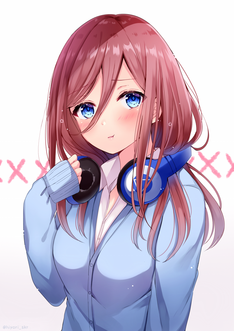 Miku pout [Go Toubun no Hanayome] : r/awwnime