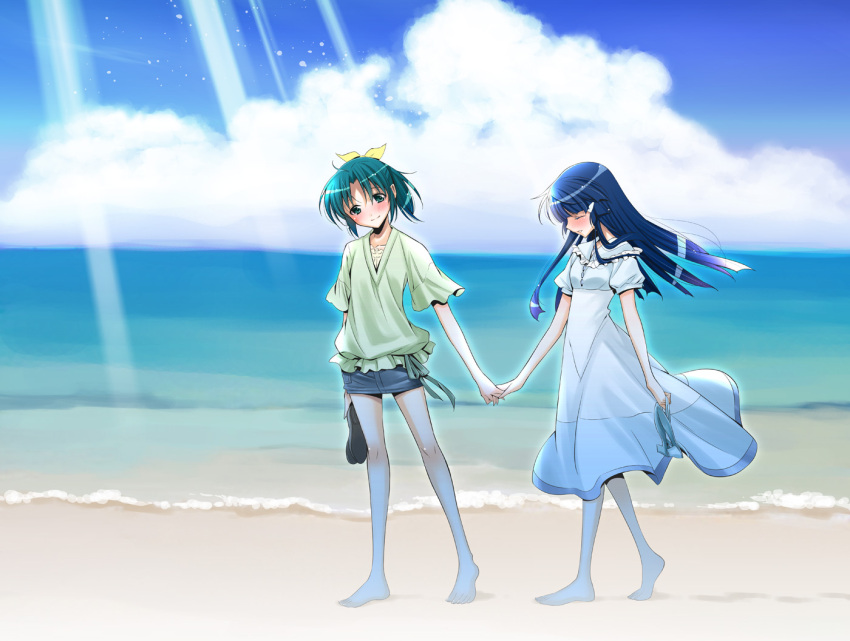 A walk on the beach. [PreCure] : r/awwnime